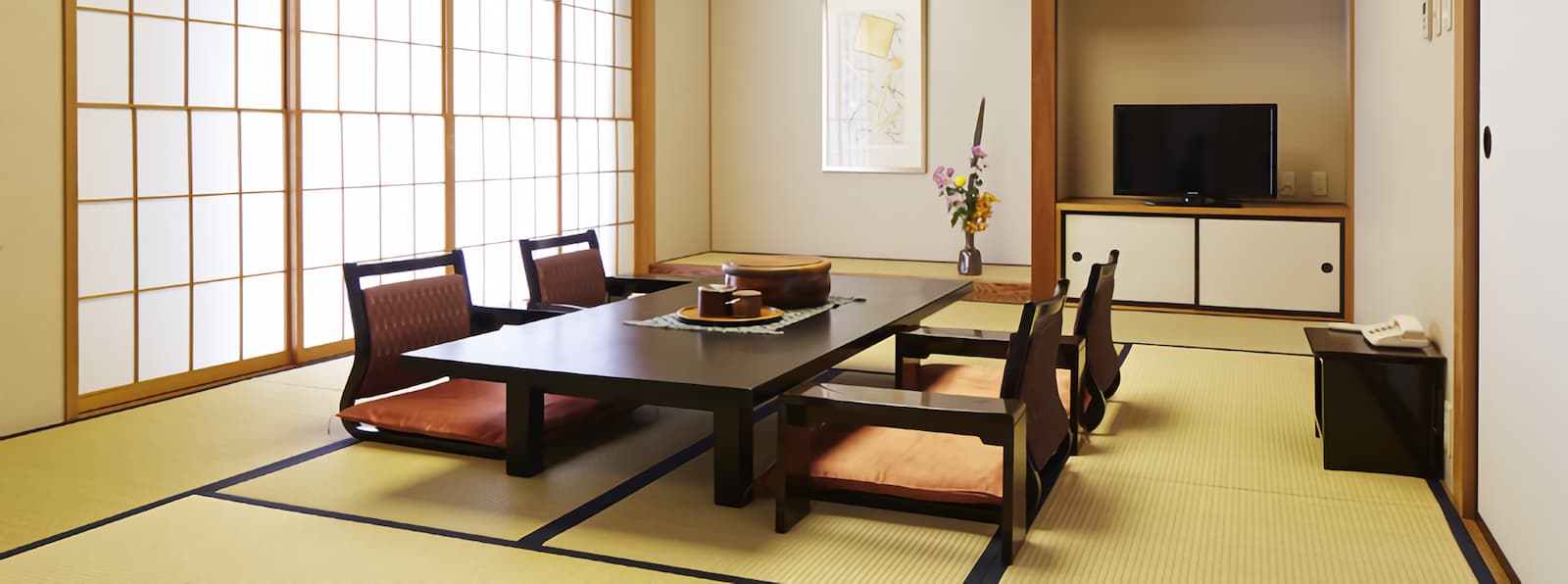 Japanese-style room | JR Hotel Clement Takamatsu | Hankyu-Hanshin ...